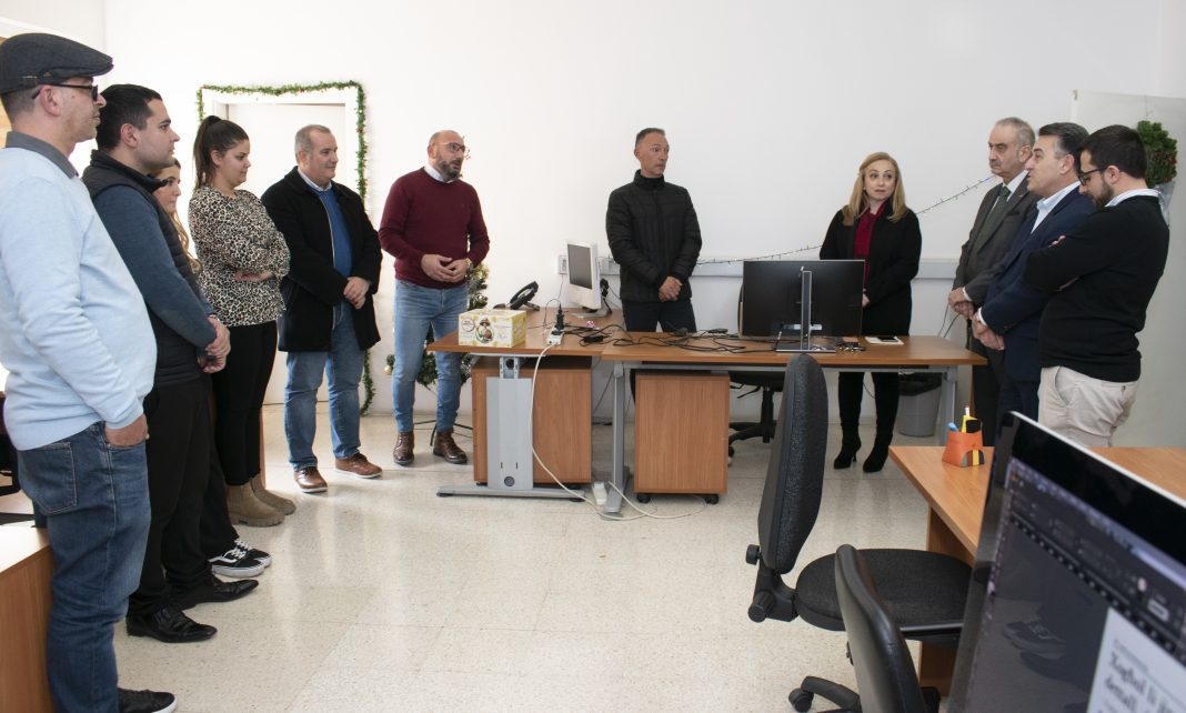 More discussions must be held with the aim of strengthening the ...